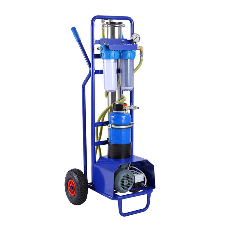 Solar Panel Cleaning Systems | Bayersan Cleaning Equipment